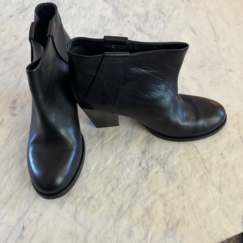 Surface To Air Black Leather Harness Booties Size 40 - Gem